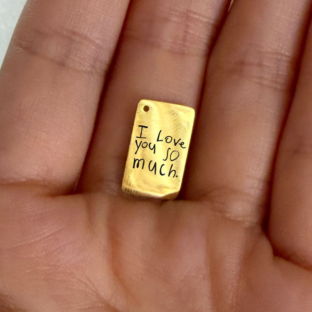 *LIMITED MOTHER'S DAY Lazer Engraved Letter Locket Bracelet – pulserasbykim